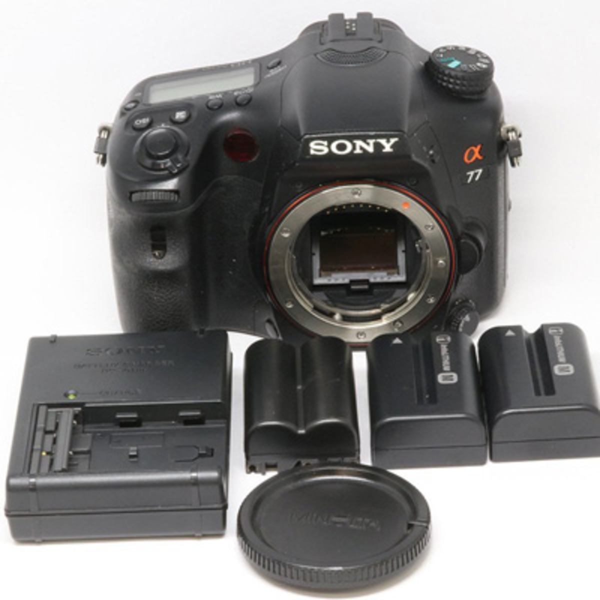 買取 質屋 藤千商店 ソニー α77 SLT-A77V デジタル 一眼レフ カメラ、フジミ模型 FUJIMI 1/24 スズキ エスクード ...